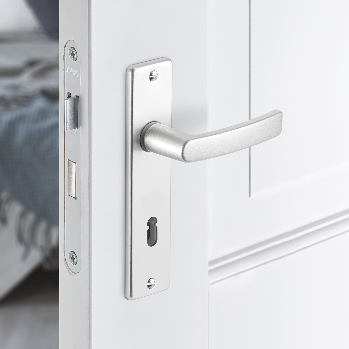 Interior door fitting Edge Basic handle Blok SL55 - AXA Home Security 🇬🇧